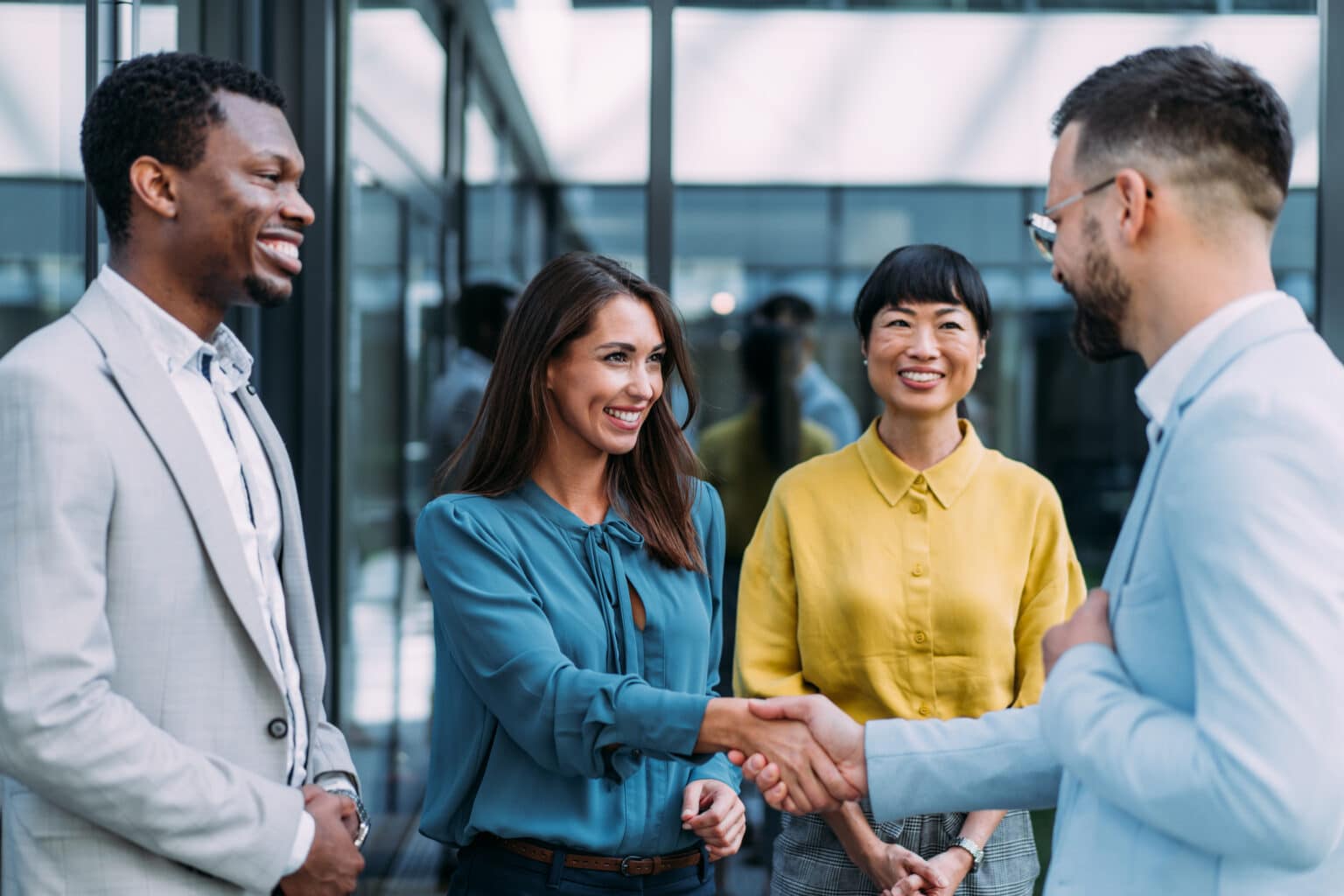Multilingual Onboarding: Why You Need It and How to Do It | Articulate